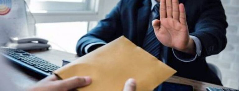 Μέχρι πότε μπορεί να γίνει η αποποίηση της κληρονομιάς απο ανήλικο - LEX